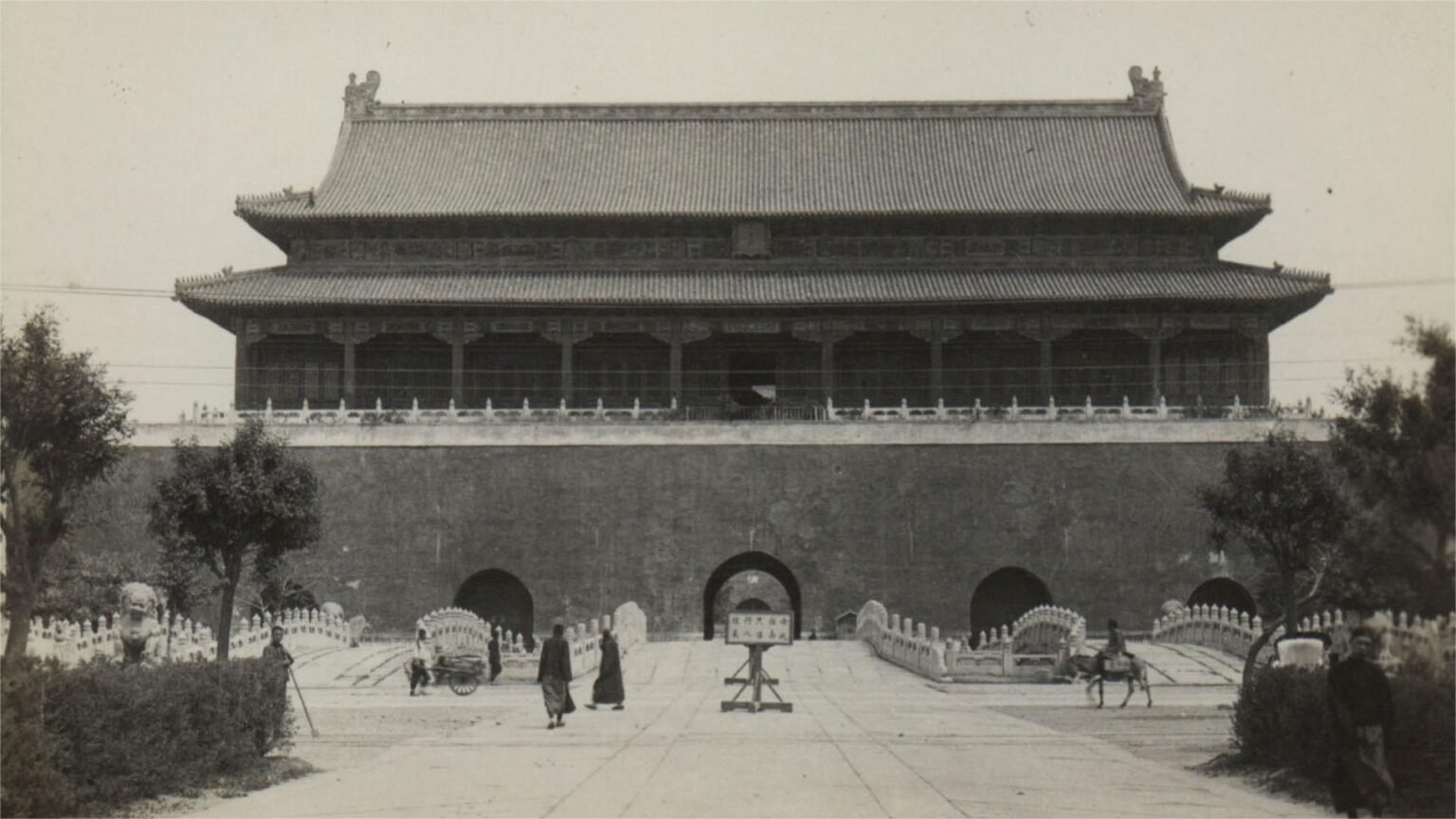 Tiananmen Square – Tickets, Opening Times, Highlights, and Tips ...