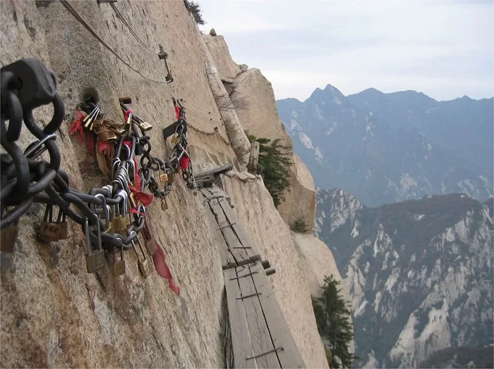 Mount Hua – Tickets, Opening hours, Highlights, and Tips – chinatripedia