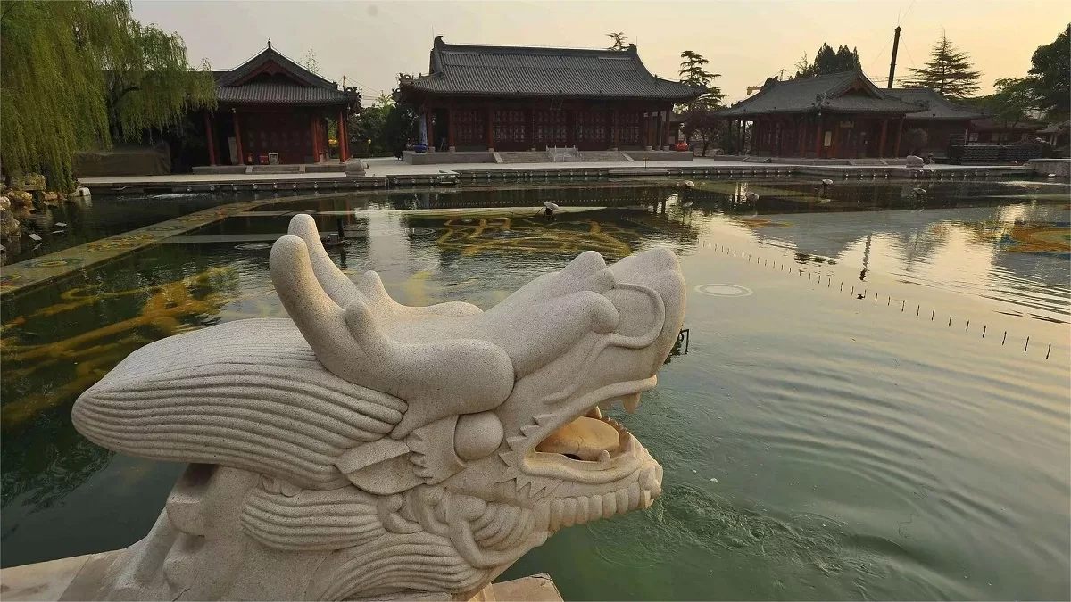 Huaqing Hot Spring facts – chinatripedia