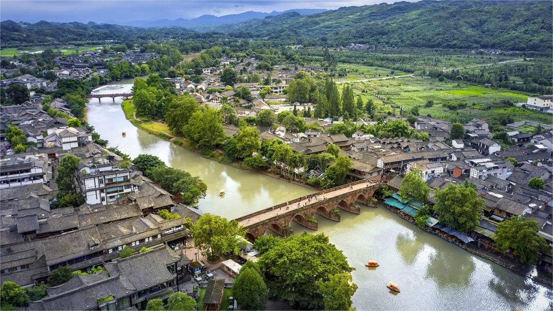 Huanglongxi Ancient Town, Chengdu - Location, Highlights, and Tips - chinatripedia