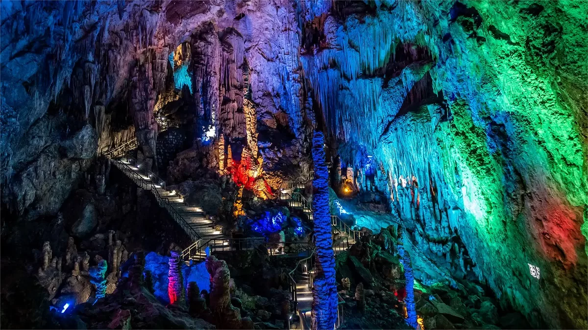 FuRong Cave - Ticket Price, Opening Hours, Location, and highlights ...