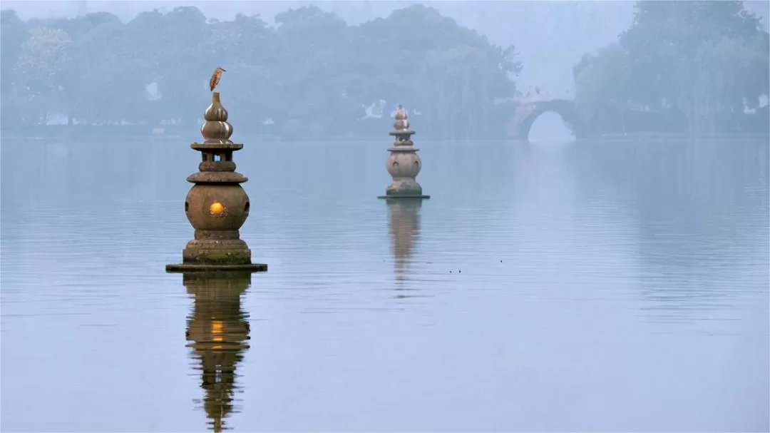 Three Pools Mirroring the Moons - Ticket, Opening Hours, Location, and ...