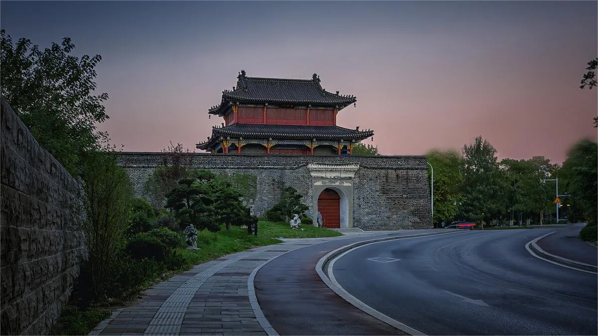 Xiangyang Ancient City Wall - Highlights and Location - chinatripedia